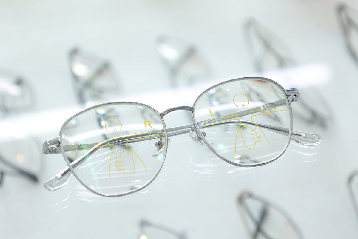 The Science Behind Progressive Lenses: How They Really Work – UseMyFrame